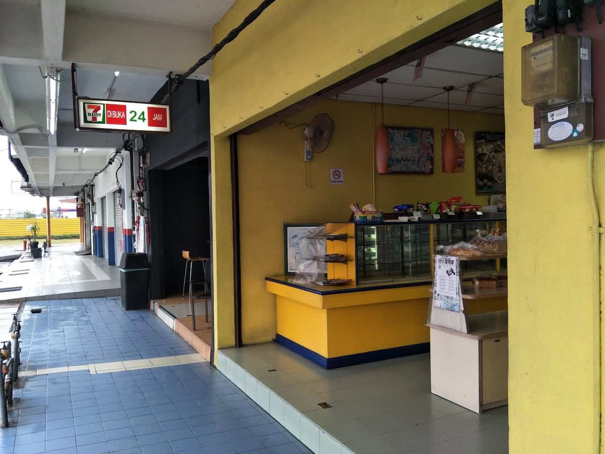8 Kedai Kek Parit Buntar - JALDAYAT.COM