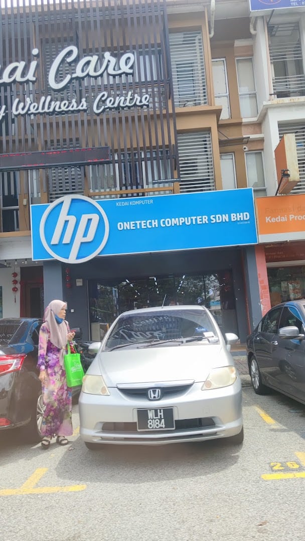 8 Kedai Komputer Setia Alam - JALDAYAT.COM